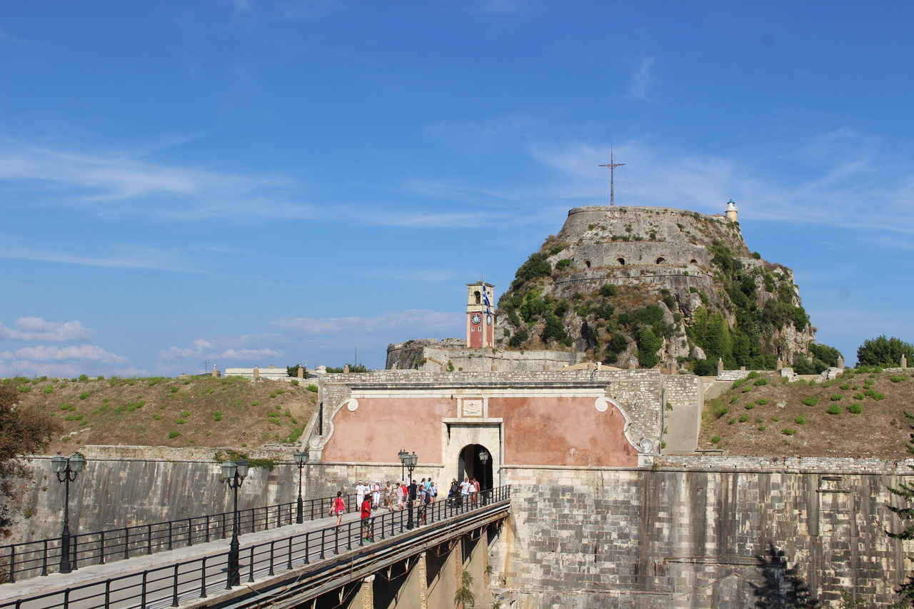 Visitar Corfu: Descubra as 8 melhores atrações da ilha - Vens ou Ficas?